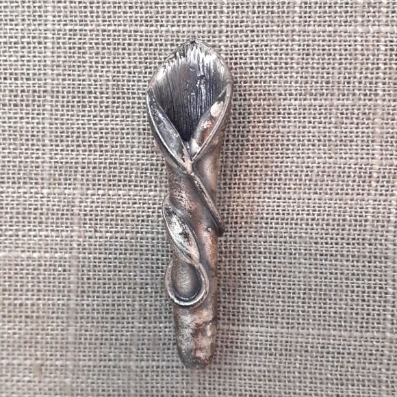 Vintage | Jewelry | Vintage Pewter Bud Vase Brooch | Poshmark